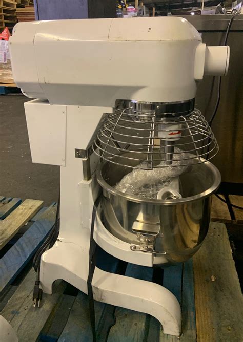 New Winco Spectrum Emp 20 20qt Planetary Mixer Cracked Base Vision