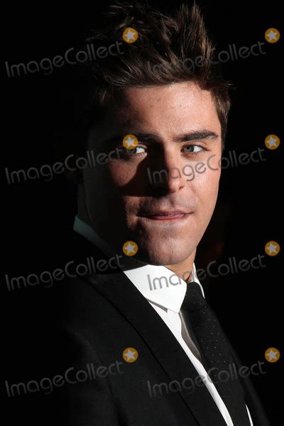Photos And Pictures Zac Efron At The That Awkward Moment Premiere