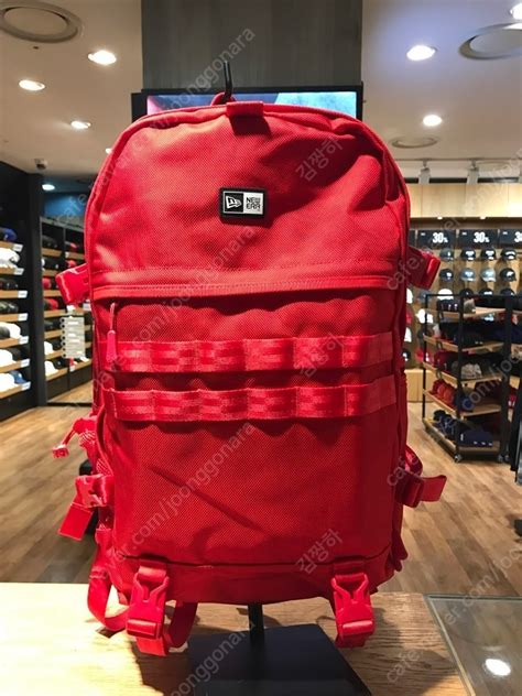 뉴에라 백팩 스칼렛 레드 22l 새제품 기타잡화 관련용품 중고나라