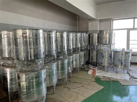 Чиглэл 💧 Зориулалтын бус хуванцар савнаас татгалзъя 💧 Эрүүл мэнддээ хөрөнгө оруулъя 🥛🍶 Айраг