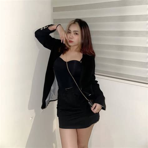 Hsu Latt Nwe Tun Evelynhsu Hsu • Threads Say More