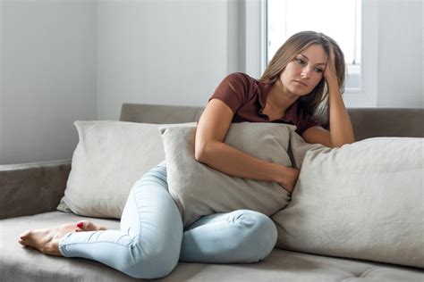 Valium Withdrawal Timeline Symptoms Detox Treatment Options