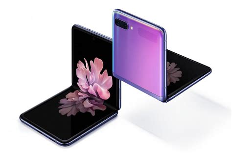 Nu lanseras Galaxy Z Flip Samsungs första mobil med vikbar glasskärm
