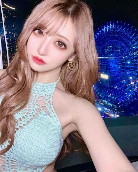 桜井莉菜さんのインスタグラム写真 桜井莉菜instagram「家族旅行も終わってしばらくは 何もなくのんびりスケジュール🗓️ 今月の