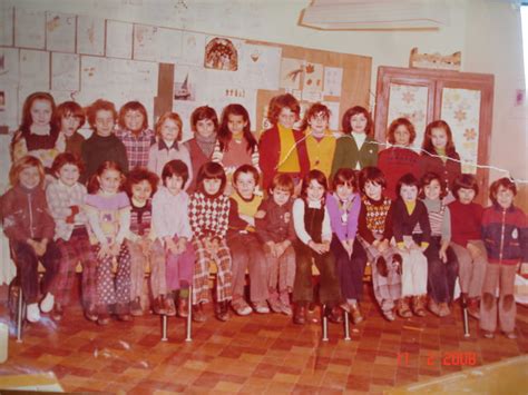Photo De Classe Ce2 De 1976 Ecole Bernard Cadenat Copains Davant