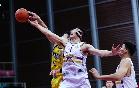 俞长栋21分18篮板，北控105 92吉林男篮，cba2连胜 搜狐大视野 搜狐新闻