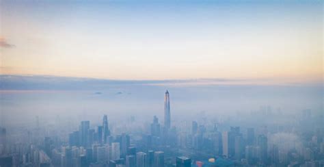 深圳人，周末渐转晴天干燥，最低气温降至10 11℃腾讯新闻