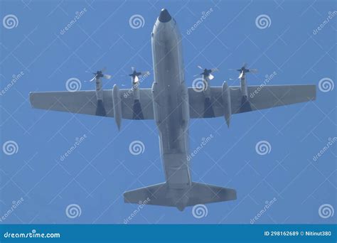 C 130 Hercules Cargo Plane In Flight Stock Image Image Of Plane C130