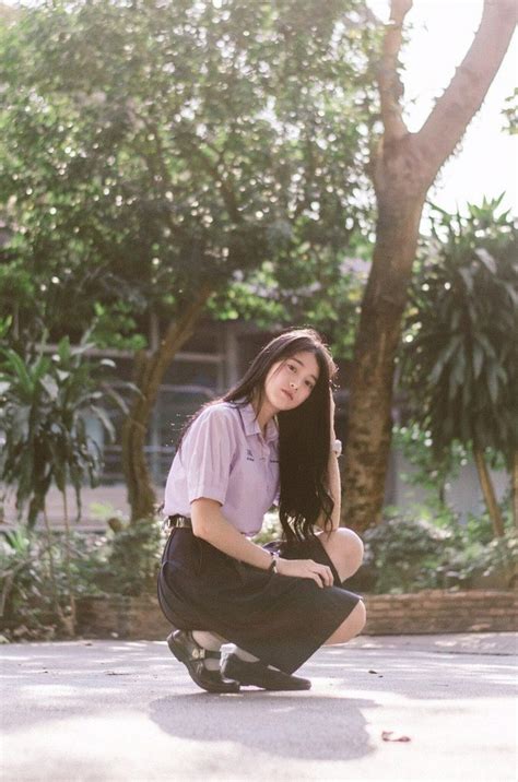 Đồng phục đại học của sinh viên Thái siêu bó siêu ngắn và hẳn là sexy nhất châu Á