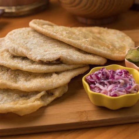 Үхрийн махтай дугуй хуушуур