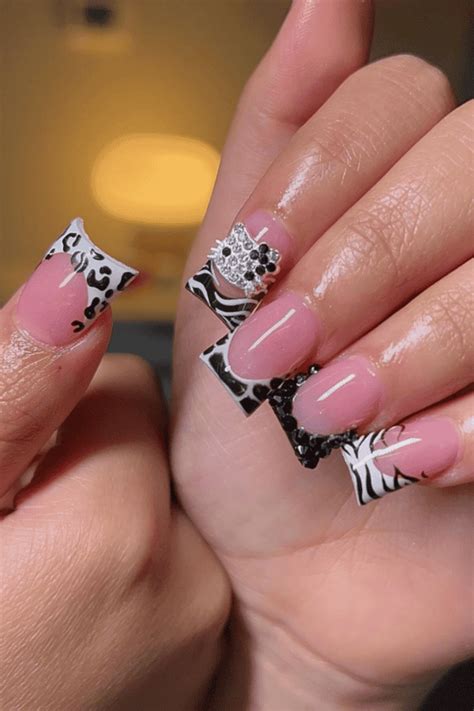 Glamorous Duck Nails Ideas To Elevate Your Mani Lifestyle Dijess