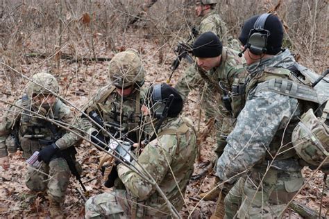 Rapid Fielding Process Offers More Buying Options For Tactical Radios