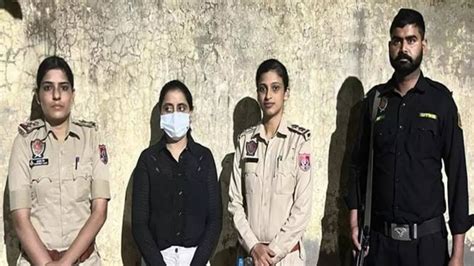 Deepak Tinu Escape Punjab Police Arrests Woman Accomplice Of Gangster