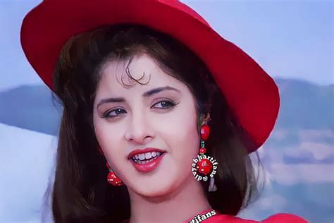 चंद फिल्में करके ही रातों रात मशहूर हुई थीं दिव्या भारती Divya Bharti Became Famous Overnight