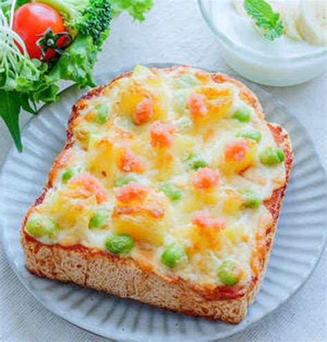 朝からしっかり食べよう！とろ～り濃厚「明太チーズトースト」 フーディストノート