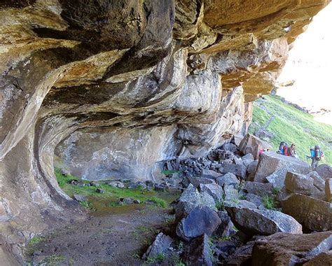 Twins Cave Drakensberg Hikes Explore The Drakensberg