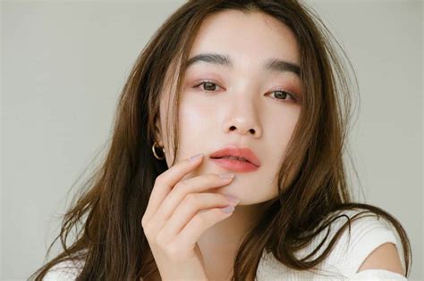 新野尾七奈さんのインスタグラム写真 新野尾七奈instagram 「meeco Magazine Meeco Meeco