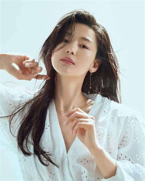 Jun Ji Hyun Wedding Ring