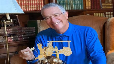 El INE debe morir pronto la arriesgada sentencia de Ricardo Salinas Pliego tercer hombre más
