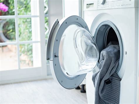 How To Fix The Error Code F8e1 For Maytag Washing Machine Storables