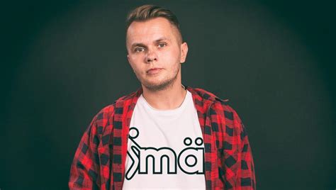 Codin Maticiuc A Devenit Tată Prima Poză Cu Bebelușul Româneşti