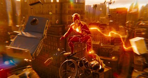 『ザ・フラッシュ』初日3日間で全米興行収入78億円を突破！『スパイダーマン：アクロス・ザ・スパイダーバース』を抑え華麗に首位登場【全米映画