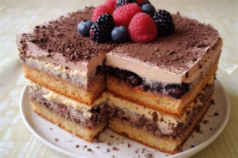 Багатошаровий пляцок із сиром та маком Читайте на Ukr Net