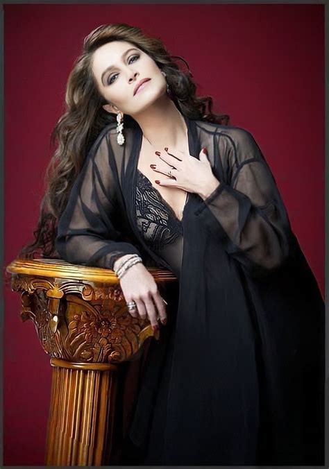 Daniela Romo Actrices Bonitas Famosos Actriz Mexicana