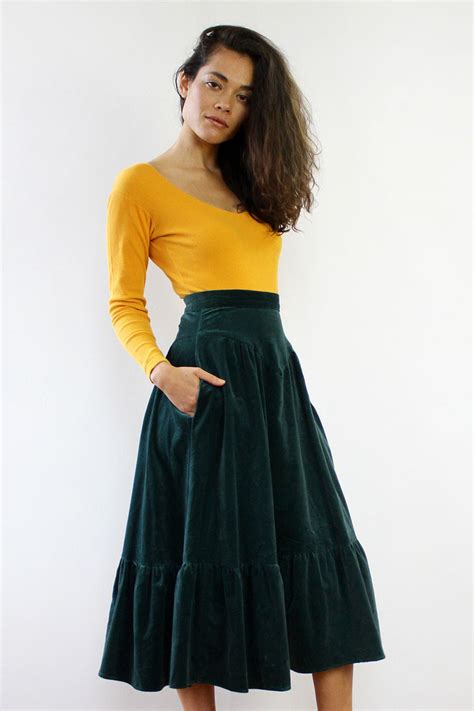 Ivy Green Velvet Skirt Xs Omnia