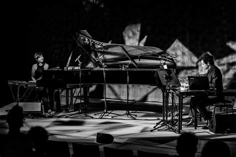 Tamar Halperin Claviers Guy Sternberg électronique Festival Ravel