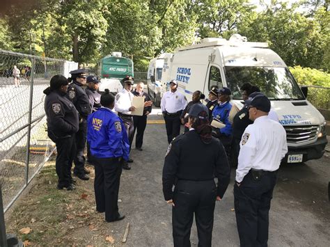 Nypd School Safety On Twitter Happening Now School Safety Division