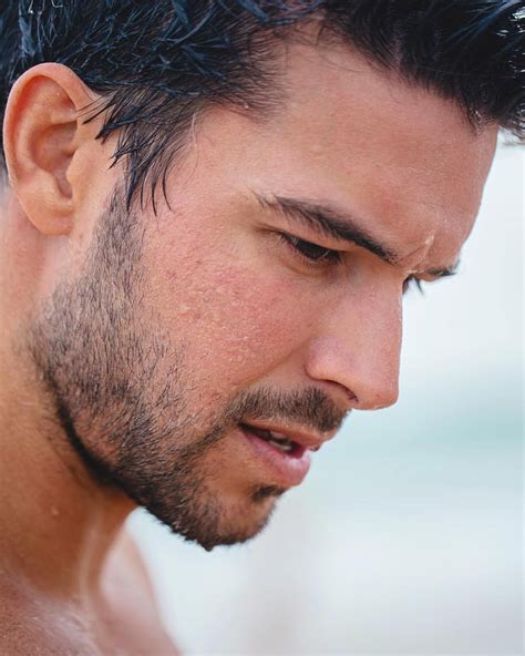 Bernardo Velasco Beautiful Men Faces Beautiful Men Handsome Men