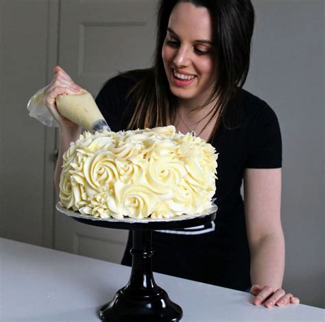 Buttercream Rosette Cake Tutorial — By Jaclyn Rosette Cake Rosette
