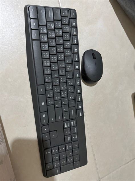 Logitech Keyboards K235 And Mouse M170 Bluetooth 電腦＆科技 電腦周邊及配件 電腦鍵盤及