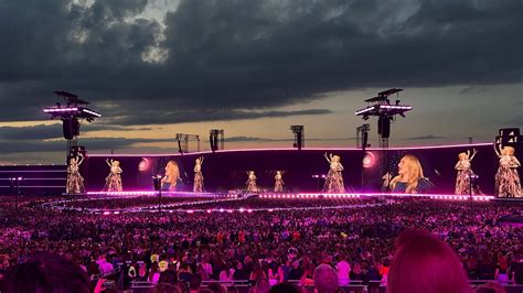 Adele Send My Love To Your New Lover Messe München 02 08 24 Youtube