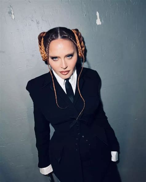 Мадонна різко відповіла на критику своєї зовнішності Insider Ua