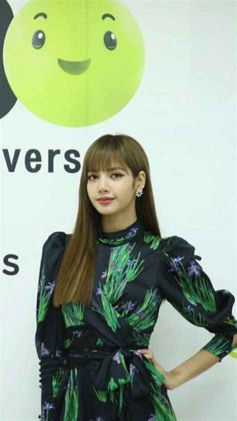 Mery Bur adlı kullanıcının BlackPink panosundaki Pin