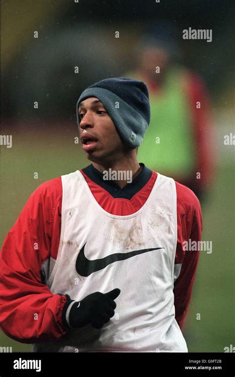 Soccer Uefa Champions League Arsenal Training Arsenals Thierry