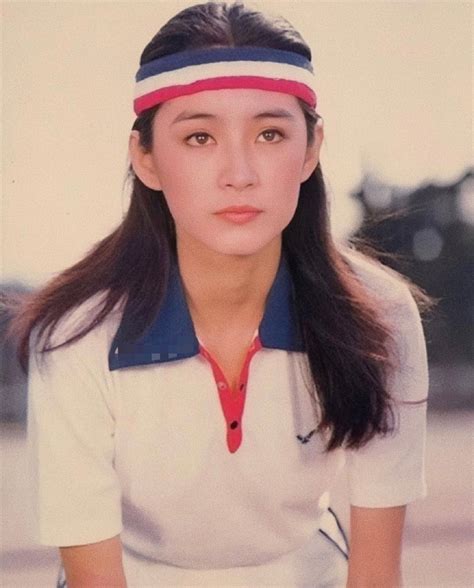 美颜暴击！林青霞修复旧照曝光 浓眉大眼绝代芳华