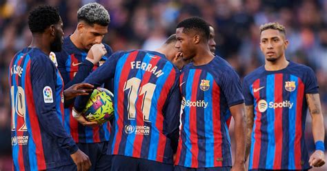 អត់ចង់ទុកទៀតទេ Barca សម្រេចចិត្តស្នើកីឡាករខ្លួនរូបនេះទៅឲ្យ Man Utd និង