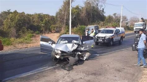 Colisão Deixa Uma Pessoa Morta E Trânsito Congestionado Em Mg