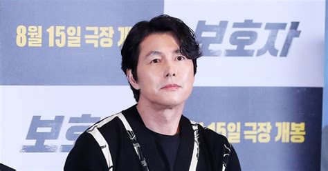 정우성 일반인 여성에 Dm까지 논란 첩첩산중 사생활 영역[스타이슈]
