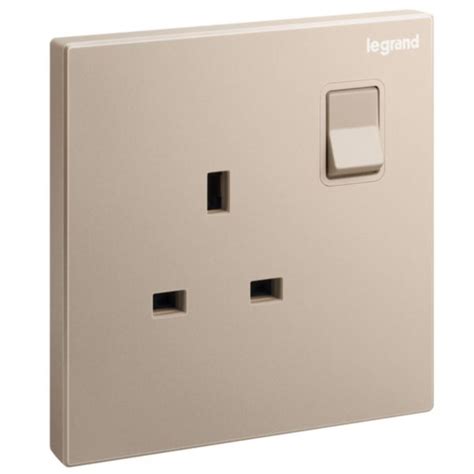 Galion Gang British Standard Switched Single Pole Socket Outlet