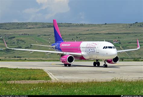 HA LYA Wizz Air Airbus A WL Photo By Stefan Alexandru ID Planespotters Net