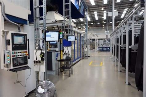 Process Control And Traceability Solution For The Instrument Panel Topper Line Smart Machines