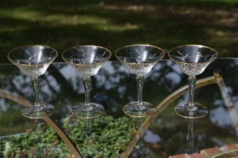 Vintage Etched Gold Rim Cocktail Glasses Set Of 7 Gold Rimmed Martini Glasses Bar Cart