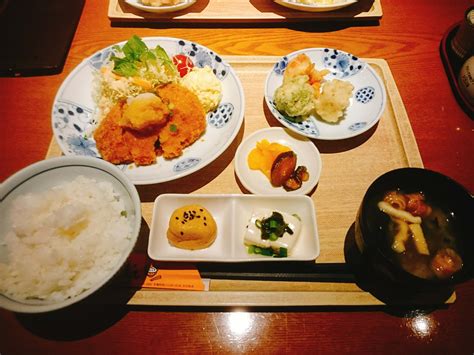 日替わりランチ定食屋かえで おろしポン酢カツやってます 俺ニュース ω