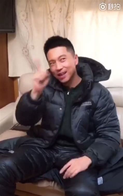 王雷李小萌一家三口比賽賣萌，竟然覺得王雷最萌！ 每日頭條
