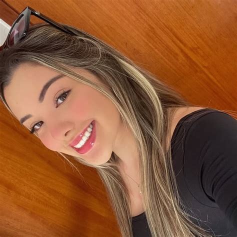 Isa Yumi Isaa Yumii On Threads