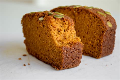 Almond Flour Pumpkin Bread Bravabod